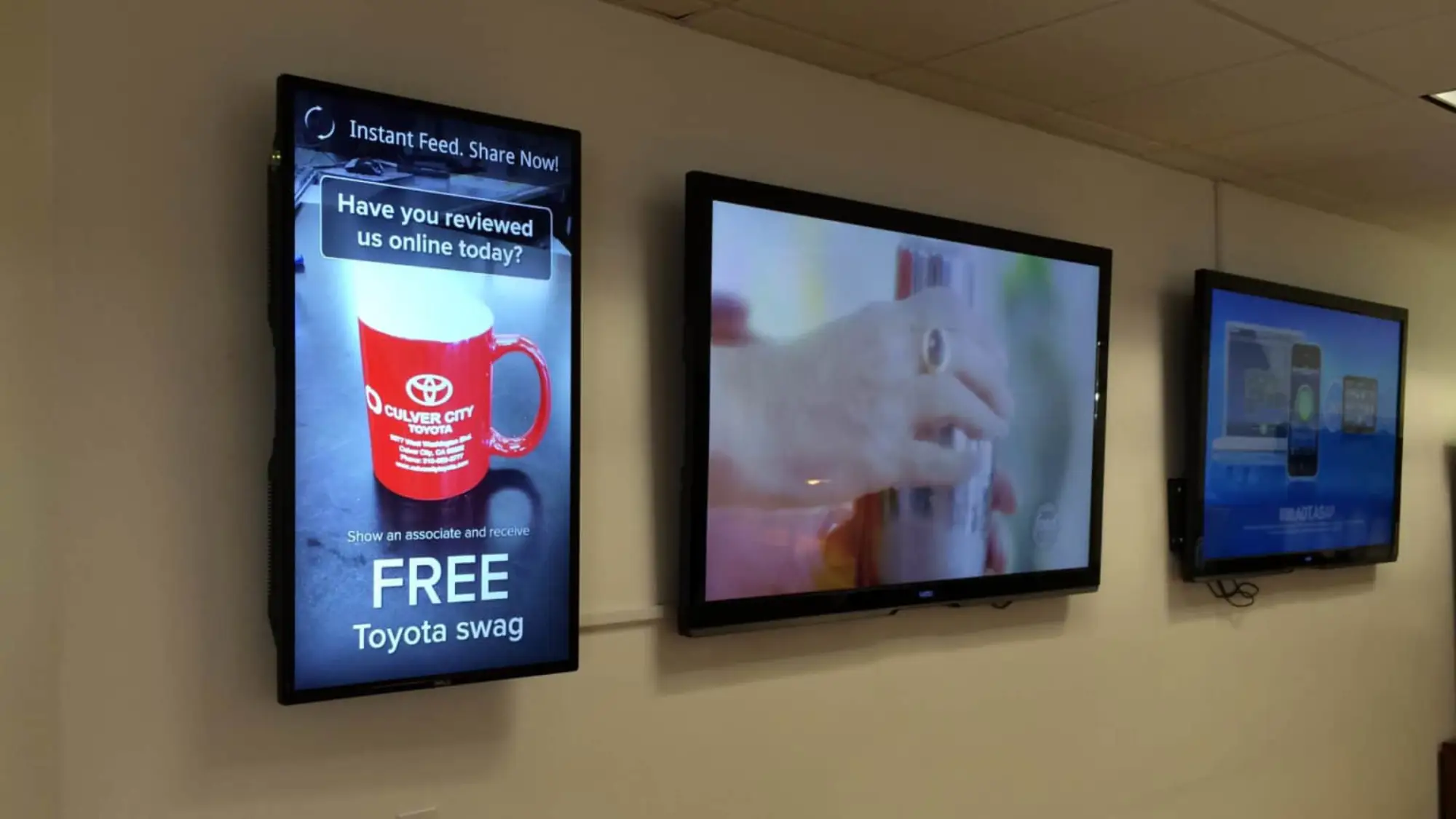 Digital Signage TV Profesional untuk Promosi & Branding - GSI Indonesia